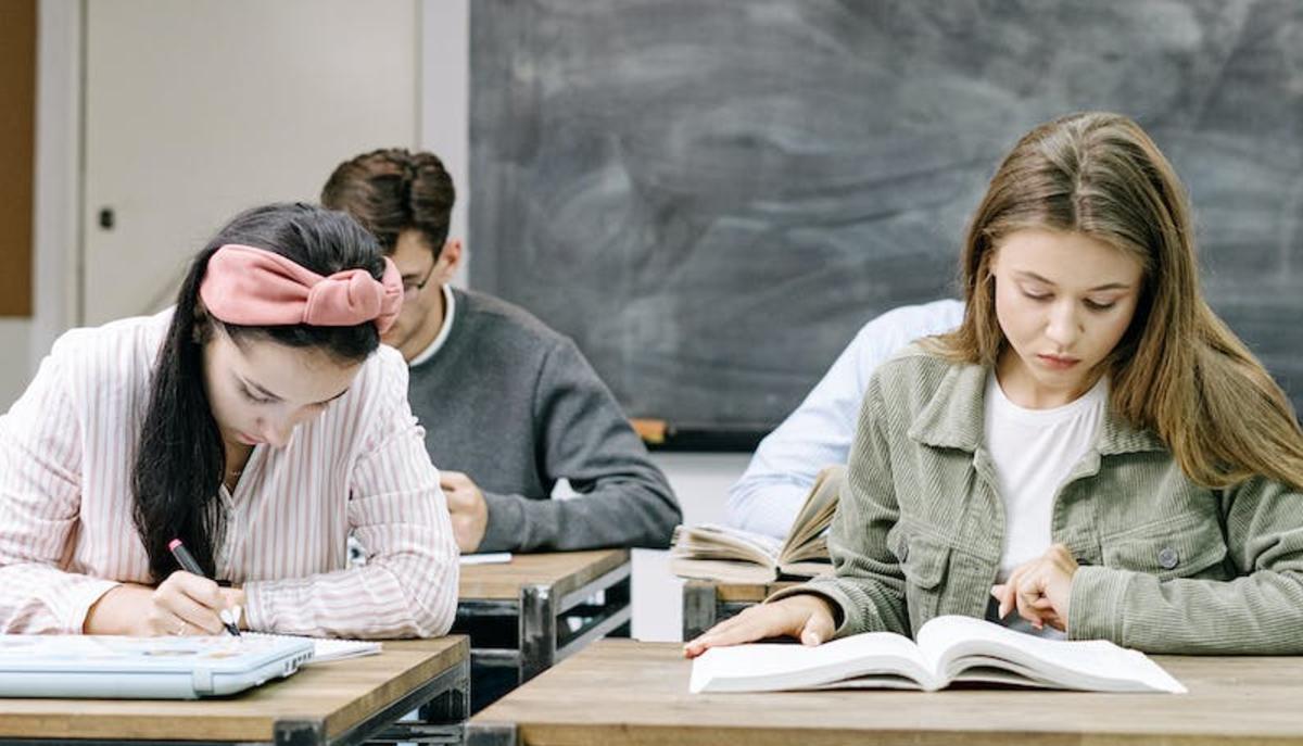 Stress Degli Studenti Delle Superiori A Scuola Si Insegneranno Empatia